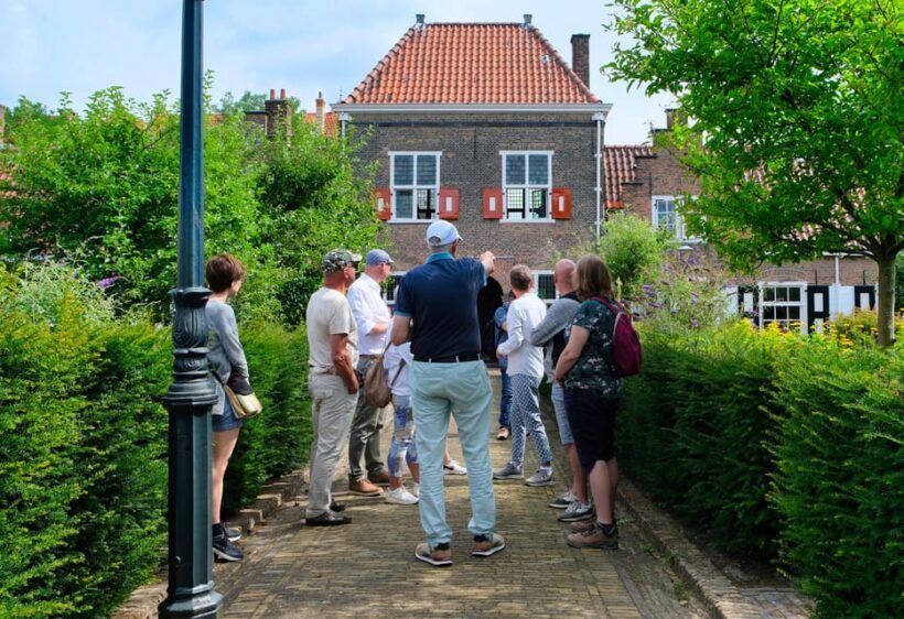 The Hague: Courtyard Walking Tour - An In-Depth Look at the Tour Experience