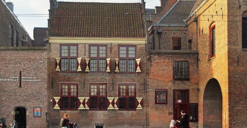 The Hague: Prison Gate Museum - Authenticity and Atmosphere
