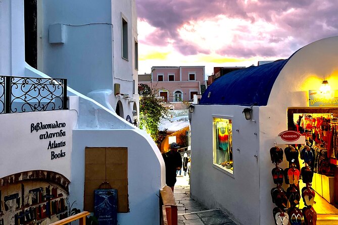 The Highlights of Santorini on a Mini Bus Daily Sunset Tour - Key Points
