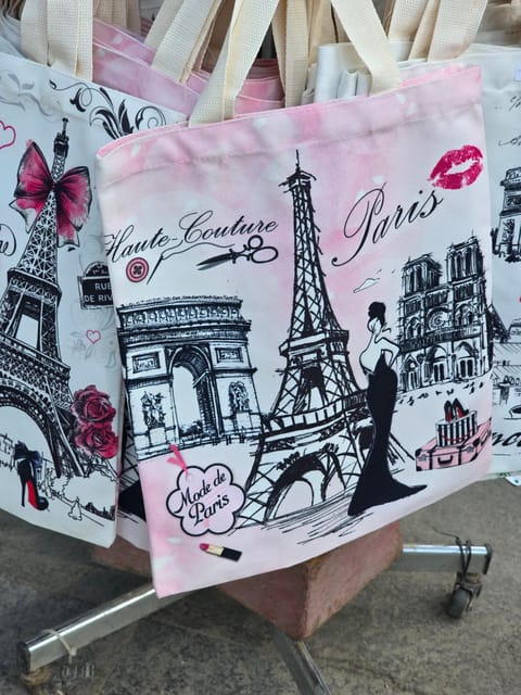 The historic district of Montmartre - Key Points