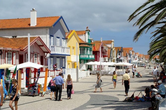 The Little Venice of Portugal: Aveiro Small Group Tour with Typical Boat Ride - Key Points
