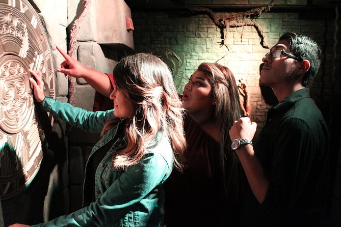 The Lost Tomb: Hidden Temple Theme Escape Room at Extreme Escape San Antonio - Ideal for Team Building and Gatherings