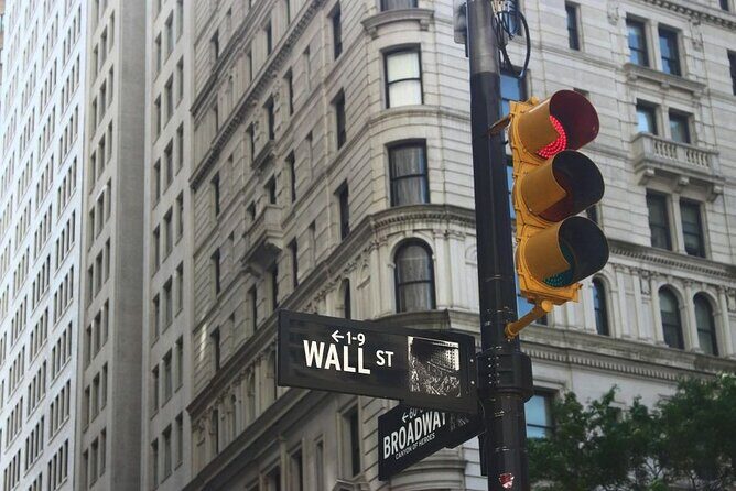 The Museum Of Modern Art and NYC 30+ Top Sights Walking Tour - Introduction