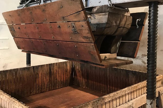 The Must-Sees 3h30 From Epernay (Private Half Day Champagne Tour) - Guided Tastings: Savoring the Best Champagnes