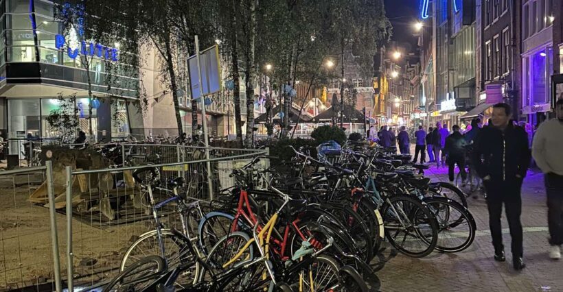 The narrow streets secret of Amsterdam - Discovering Amsterdam’s Secret Streets