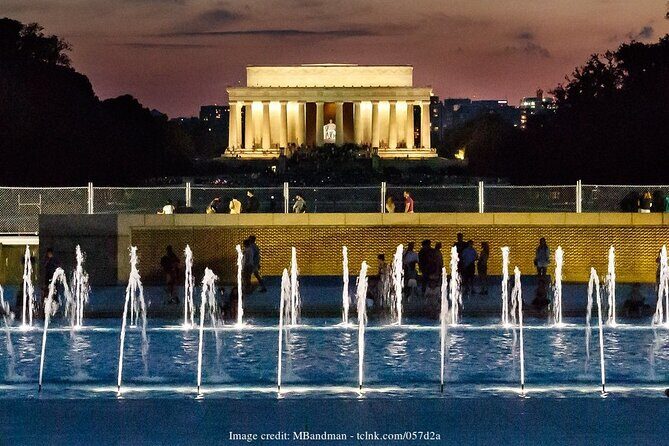 The National Mall Private 2.5-hour Evening Tour in Washington DC - An In-Depth Look at the Night Tour of the National Mall