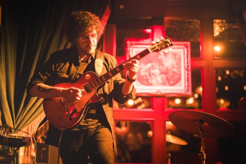 The NYC Speakeasy Adventure: A Tipsy Trip Through History - The Experience: Atmosphere, Stories, and Authenticity