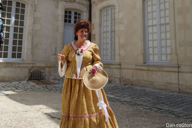 The Opulence of La Rochelle Merchants in the 18th Century - Captivating Storytelling and Unusual Anecdotes