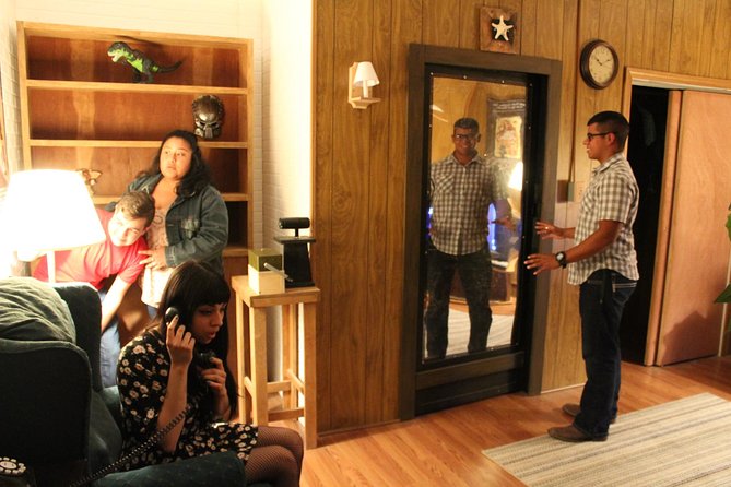The Other Side: Paranormal Theme Escape Room by Extreme Escape San Antonio - Who Should Consider This Tour?