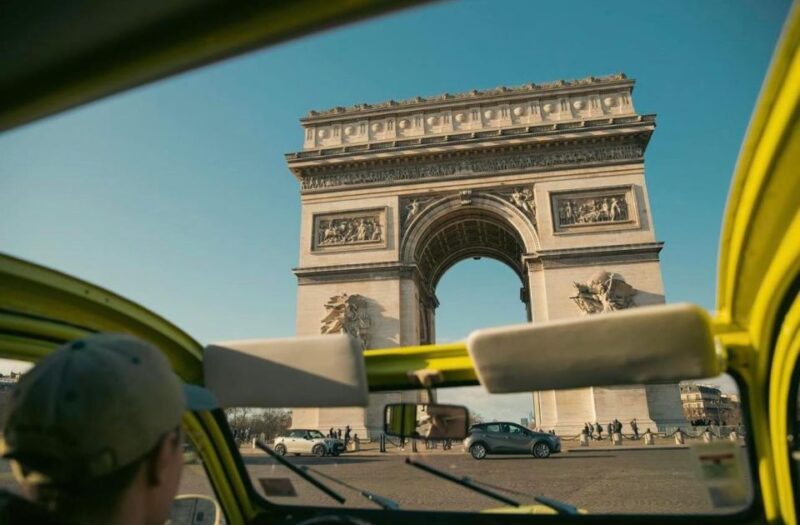The Paris "Rive Gauche" tour in a vintage Citroën 2CV - What to Expect During the Tour