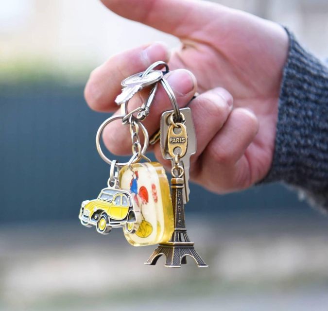 The Paris "Rive Gauche" tour in a vintage Citroën 2CV - Value and Practical Considerations