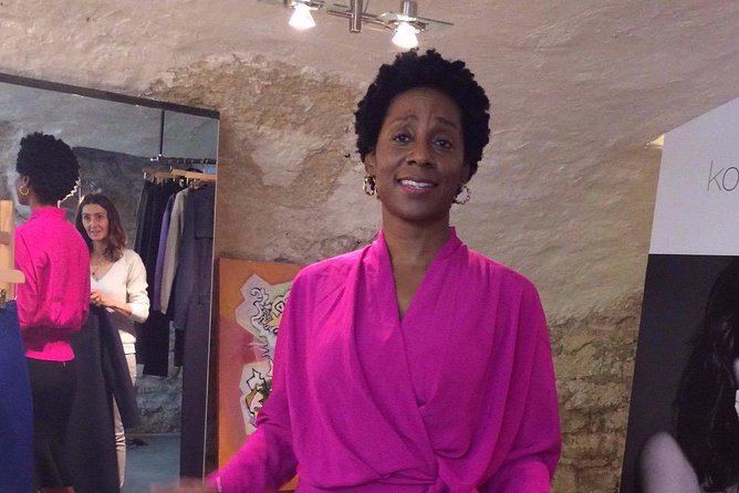 The Parisian Experience: Styling & Shopping Experience in Paris - Discovering Trendy Boutiques