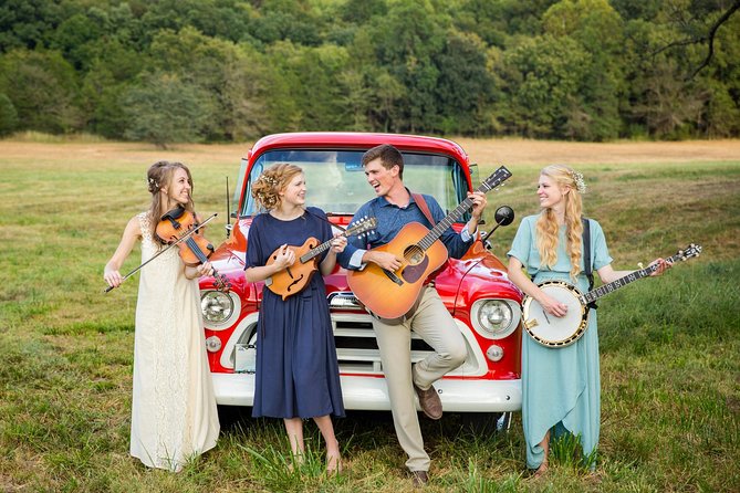 The Petersens at The Little Opry Theatre in Branson - Why You Should Consider This Show