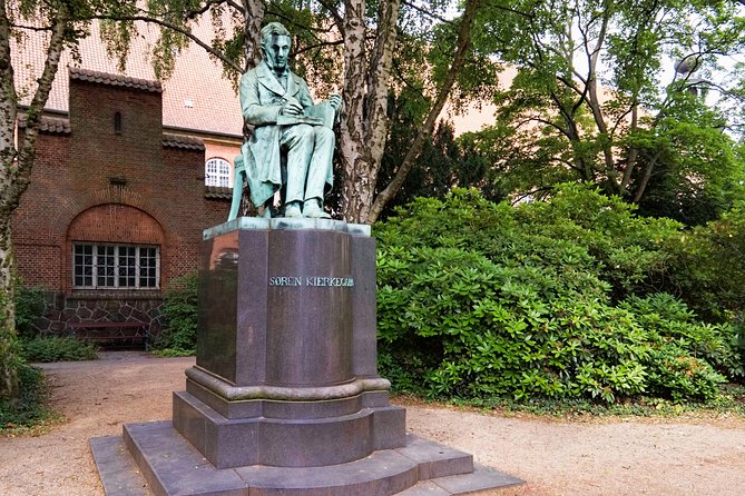 The Philosopher's Last Walk: An audio tour on the life of Søren Kierkegaard - Ending at Søren Kierkegaard’s Gravesite