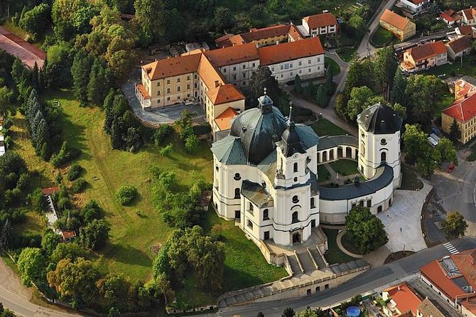 THE PUNKVA CAVE, MACOCHA ABYSS and the PERNSTEJN CASTLE - Medieval Majesty: The Pernstejn Castle Tour