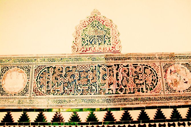 The Real Gems of Seville. Private Tour - Panoramic Views From the Giralda