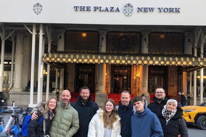 The Ride Theatre Bus and See 30+ NYC Top Sights Walking Tour