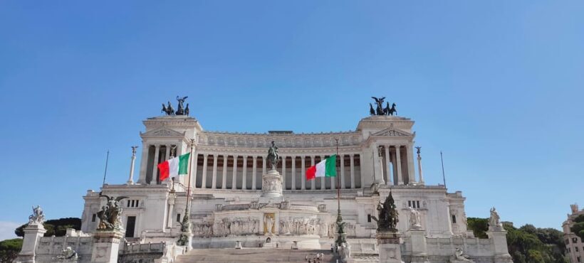 THE RISE OF ROME. - A Closer Look at the Experience