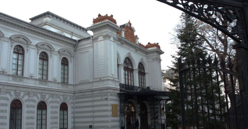 The secret Bucharest - half day walking tour - Authenticity and Reviews