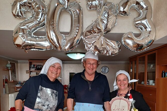 The Secrets of Perfect Pasta With Dora - Preparing the Perfect Sauce