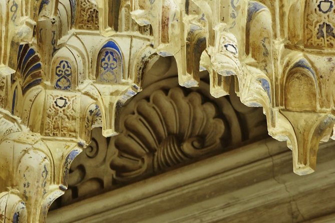 The Secrets of the Alhambra, Private Tour - Unraveling the History of the Alcazaba