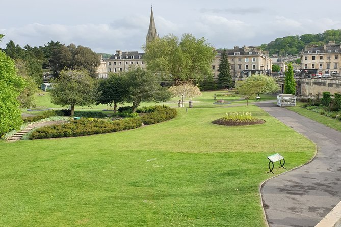 The Splendour of Georgian and Victorian Era Bath: A Self-Guided Audio Tour - Who Should Consider This Tour?