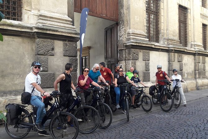 The Story of Vicenza: Guided Half-Day E-Bike Sightseeing Tour - Exploring Palladian Architecture