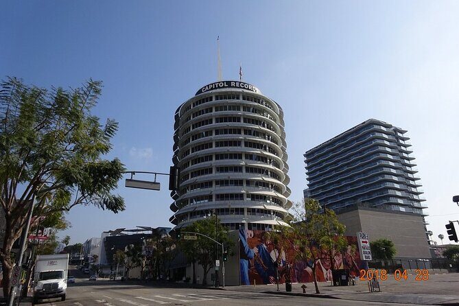 The Streets of LA: A Self-Guided Tour of Hollywood and beyond - What’s Not Included and Extra Costs
