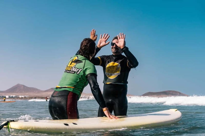 The Surftrip: A 2h30 morning surfing session for beginners, intermediates and families. - What’s Included and What’s Not
