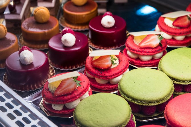 The Sweet Pastry With Locals PRIVATE Tour of Paris in Le Marais District - Customer Feedback and Experiences