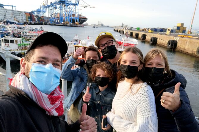 The Tour of Valparaiso in French on Foot and in a Small Group - Learning About Valparaísos Rich History and Culture