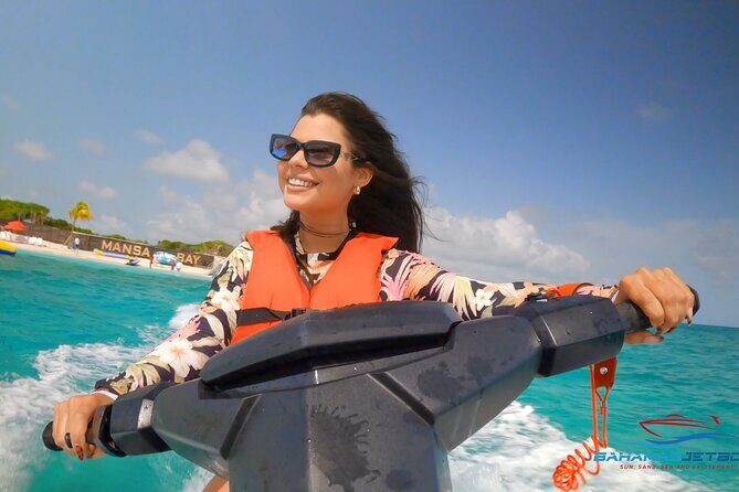 The Ultimate Bahamian Beach Day: Pigs, Jet Ski, Snorkeling & More - Key Points