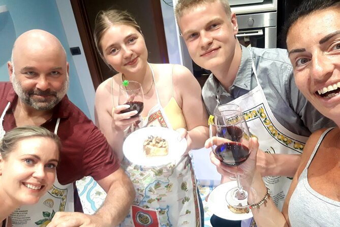 The Ultimate Neapolitan Cooking Class with Local - Exploring the Neapolitan Cooking Class in Depth