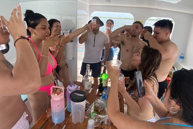 The Ultimate Water Experience in Miami with Drinks and Jet Skis - Who Should Consider This Tour?