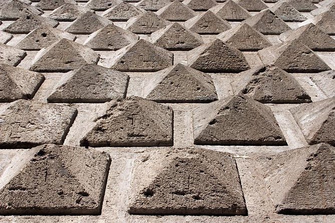 The Underground Naples: a Trip to the Hidden City - Exceptional Tour Guide Expertise