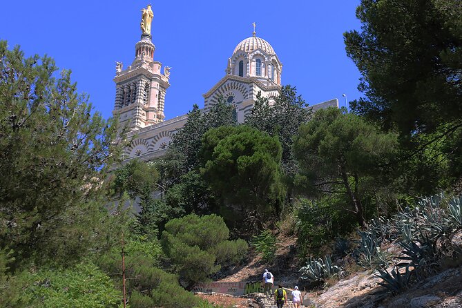 The Urban Hike of Marseille - Capturing Marseilles Breathtaking Vistas