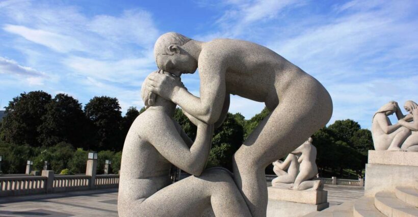 The Vigeland Park in Oslo: Insta-Perfect Walk with a Local - Overview of the Vigeland Park Guided Walk