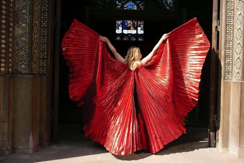 The voice of Montmartre is a must-see in Paris - What Makes This Tour Stand Out
