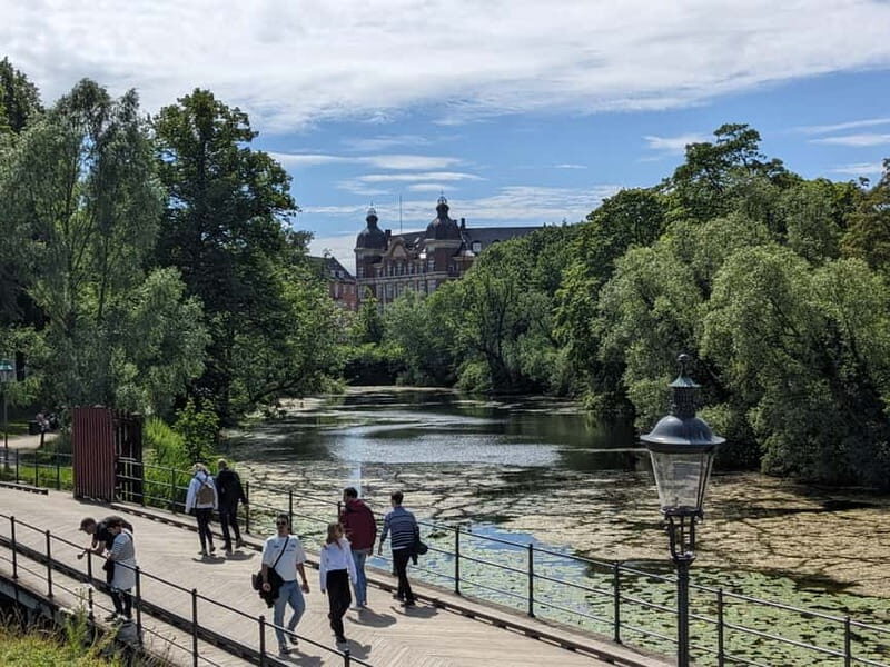 The waterfront - Guided tour of Copenhagen along the waterfront in French - Why Choose This Tour?