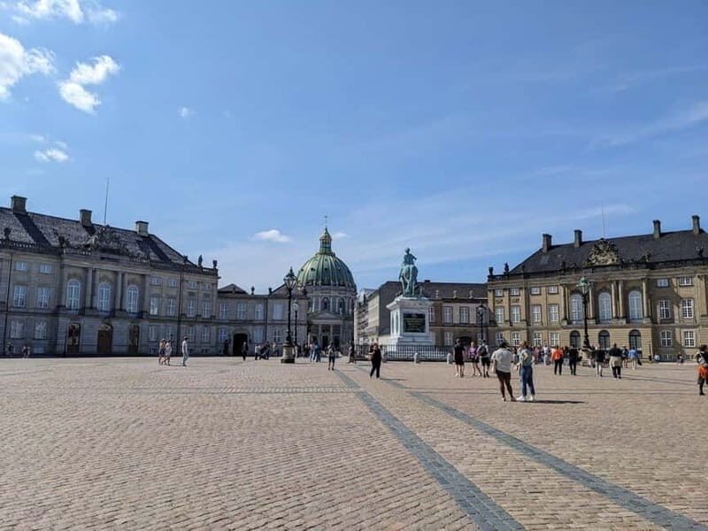 The waterfront - Guided tour of Copenhagen along the waterfront in French - What’s Included and What’s Not