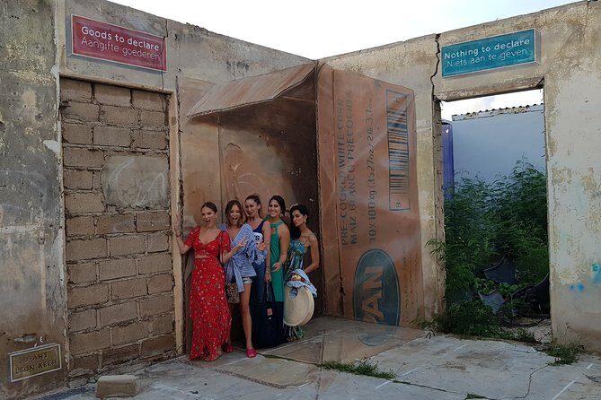 The Whole Story Tour of San Nicolas in Aruba - An In-Depth Look at the Tour Experience