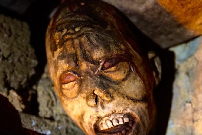 The World Famous Underground Ghost Tour - The Guide and Atmosphere