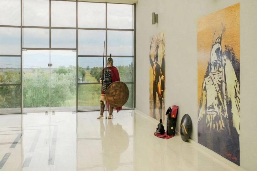 Thermopylae Battlefield Privarte Half Day Tour From Athens - Walking the Battlefield