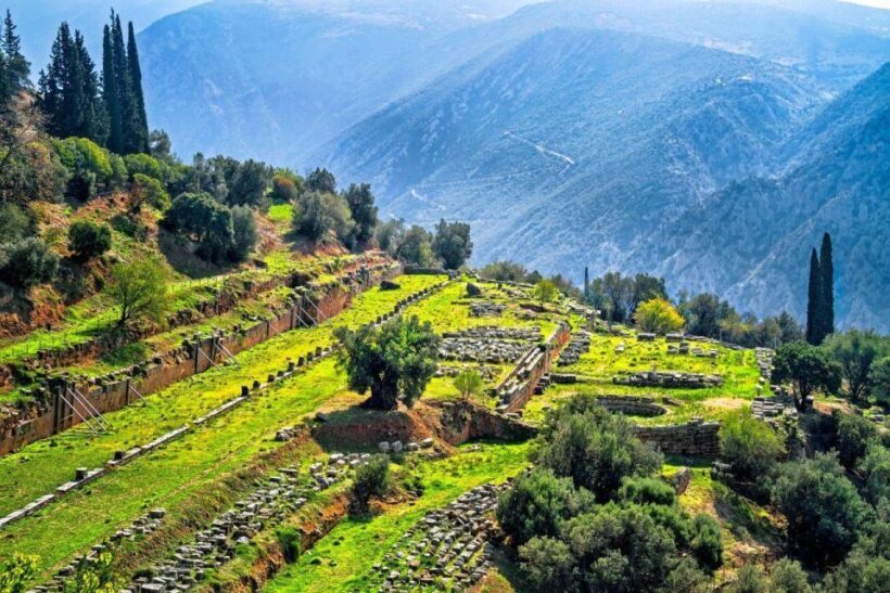 Thermopylae, Meteora and Delphi Full Day Tour - An In-Depth Look at the Experience