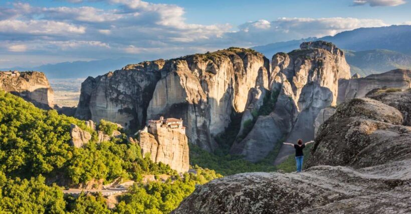 Thessaloniki: 3-Day Meteora Trip with Tours, Museum & Hotel - Starting Point and Transportation Logistics