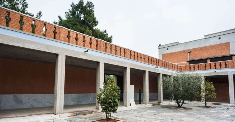 Thessaloniki: Byzantine Museum E-Ticket with Audio Tour - Listening to the Stories