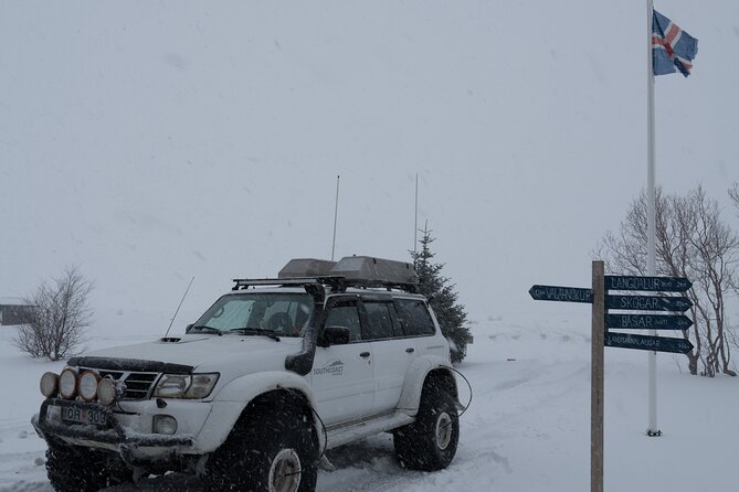 Thorsmork by Super Jeep With Optional Hike - Enjoying Lunch at Volcano Huts Resort