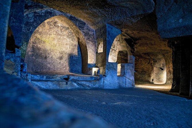 Three Pearls of Central Bosnia - Travnik, Jajce Waterfalls and Jajce Mills - A Taste of Bosnian Cuisine: Travniks Ćevapi