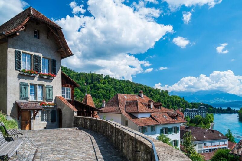 Thun: Express Walk With a Local in 60 Minutes - Since You Asked