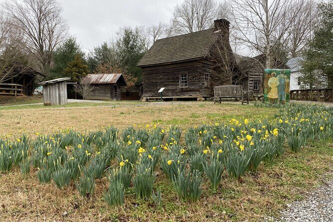 Ticket pass to the Great Smoky Mountains Heritage Center (Self-Guided Tour) - The Museum Galleries and Gardens